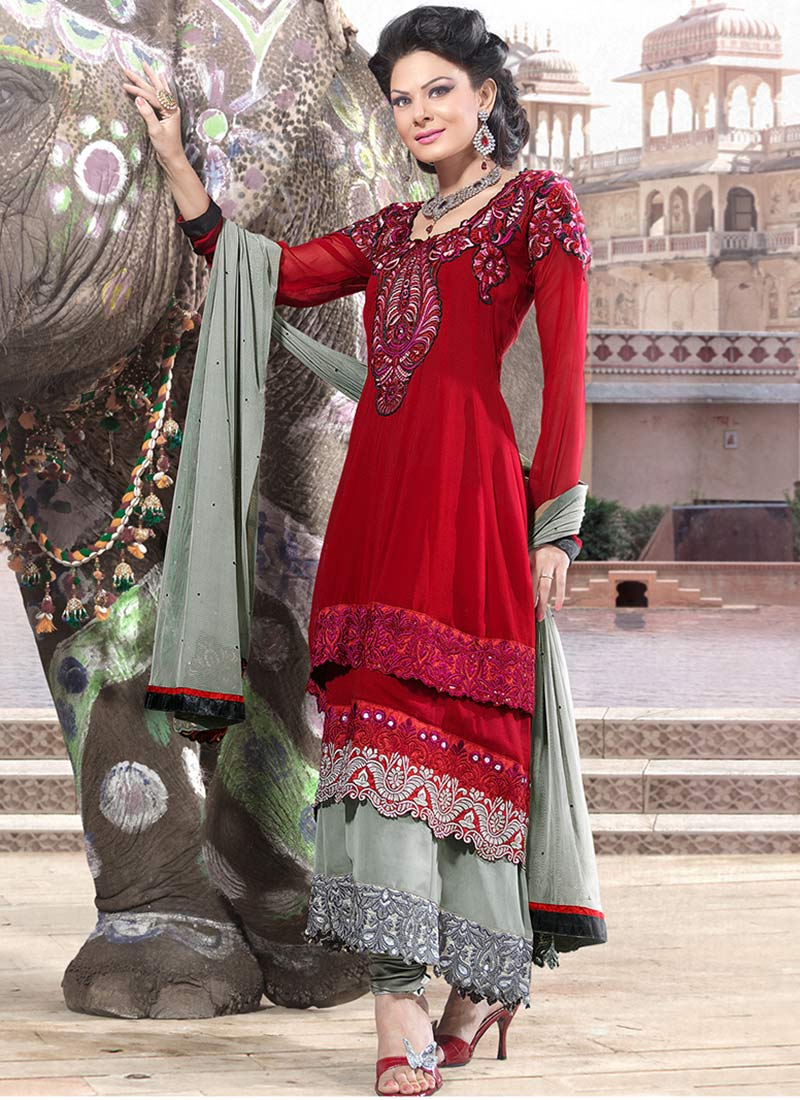 Bollywood/Hollywood - Latest News, Gossips, Celebrity Fashion, Beauty ...