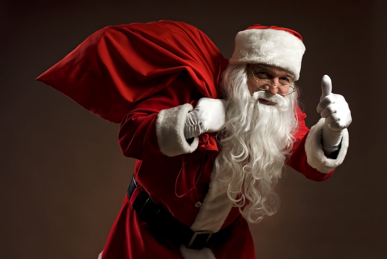 The World in English: Introducing Santa Claus (and the relative clause ...