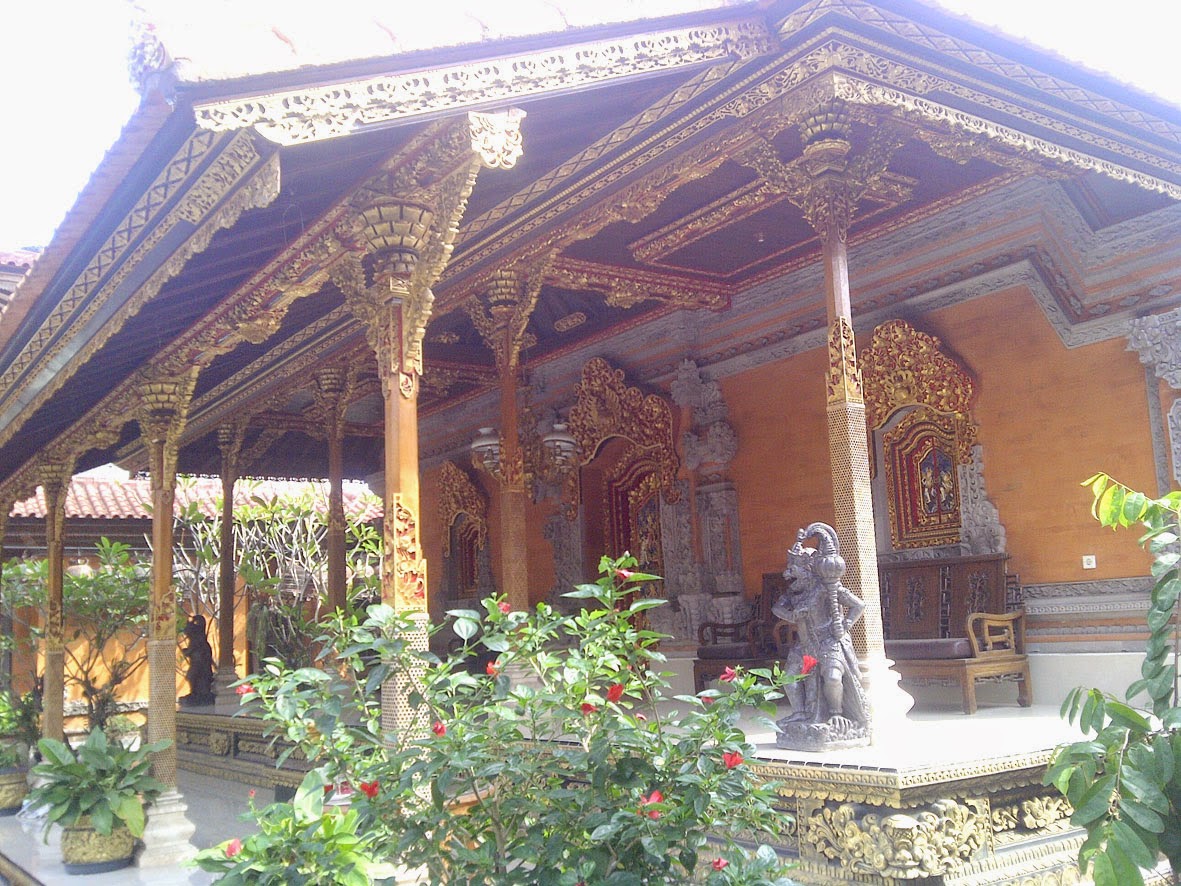 Ukiran Bali: Bale Bali