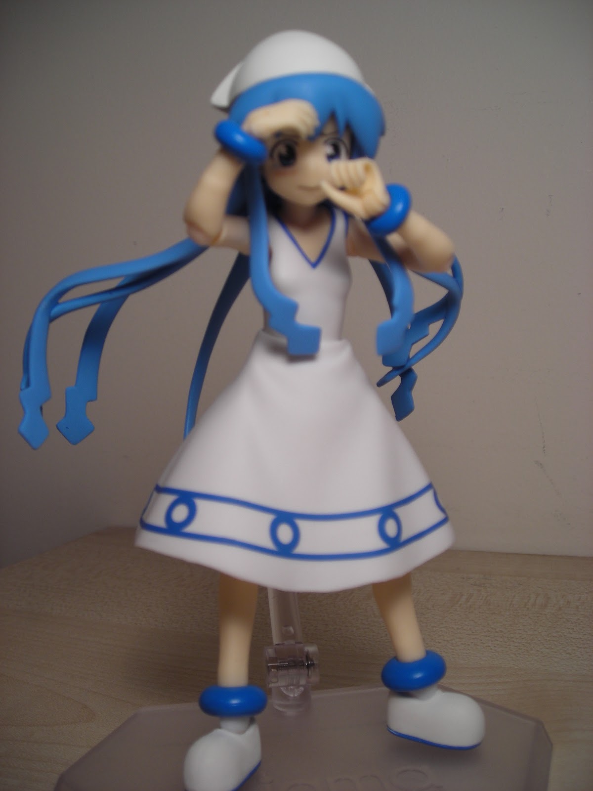 My Shiny Toy Robots: Toybox REVIEW: Figma Ika Musume