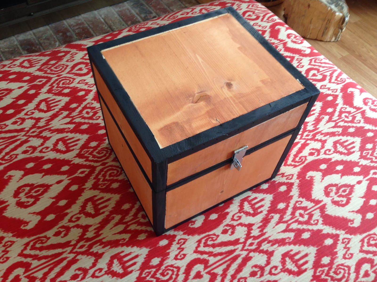 Kismet Kreations: DIY Minecraft Chest