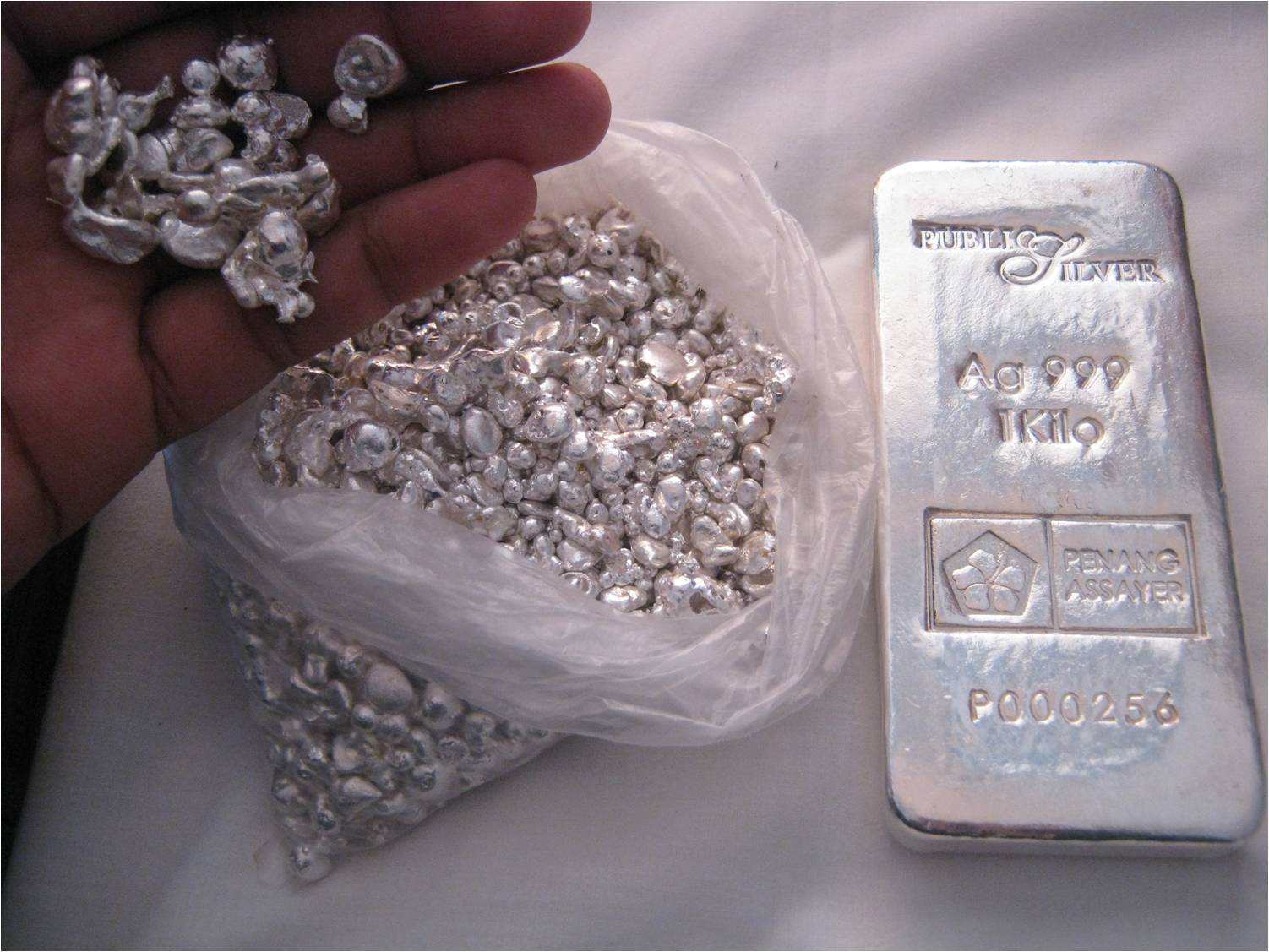 Untung Ke Simpanan & Pelaburan Perak (Silver) - Dzahir Rahim