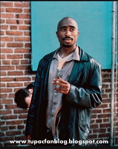 In the memory of 2pac: 2pac Rare Images