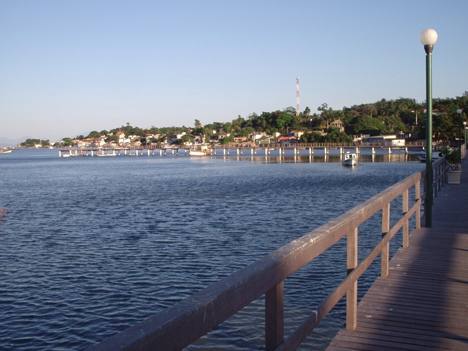 Passeio de barco pela pedra: Pedra de guaratiba