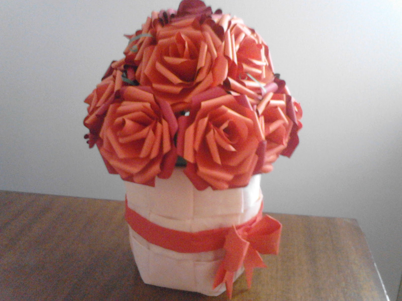 Floraria handmade ... cu flori din hartie: 4 . Aranjamente flori