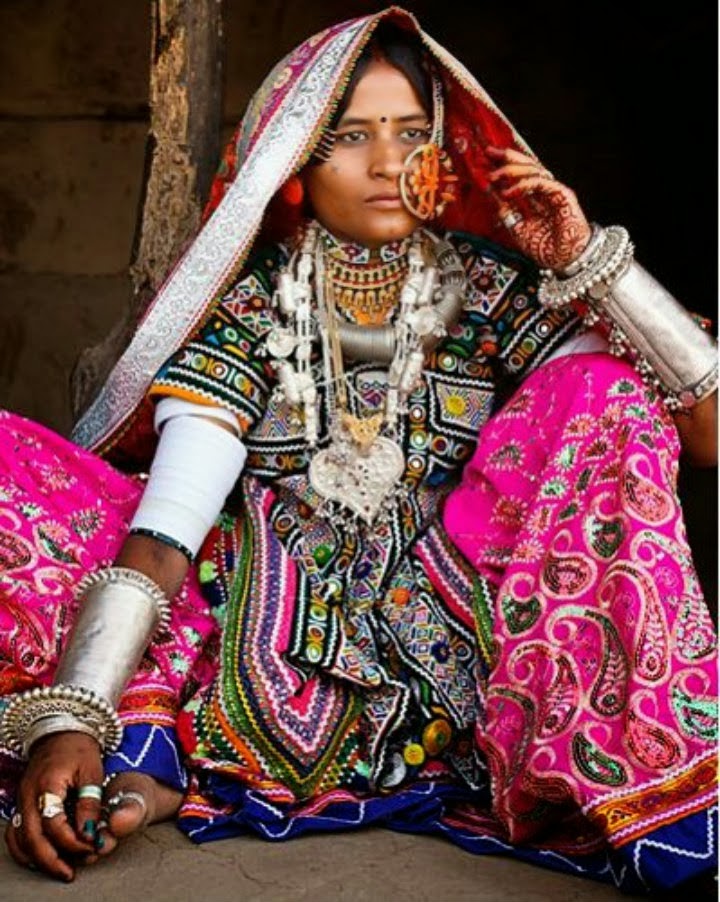Rangeelaa-All about India....: Banjara craft