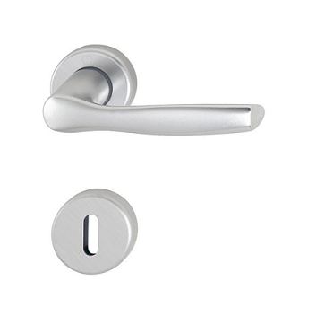 Feronerie Usi SRL- silduri clante manere usi interior si exterior ...