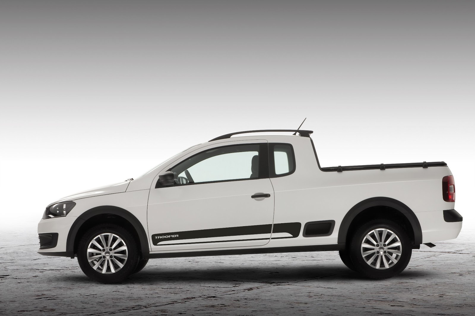 RACIONAUTO: NOVA VW SAVEIRO E OFICIALMENTE LANÇADA