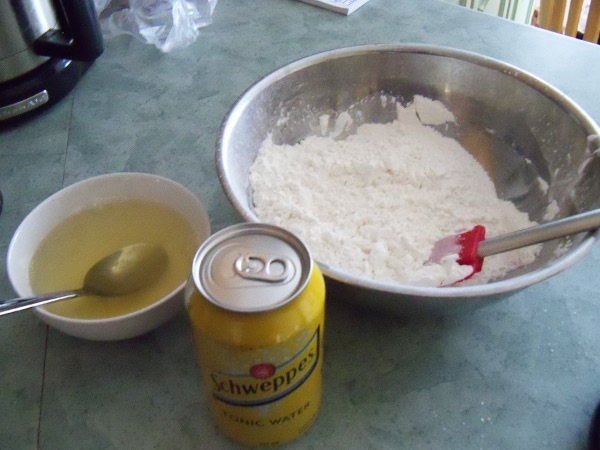 The Roasted Bone: Gin & Tonic battered fish