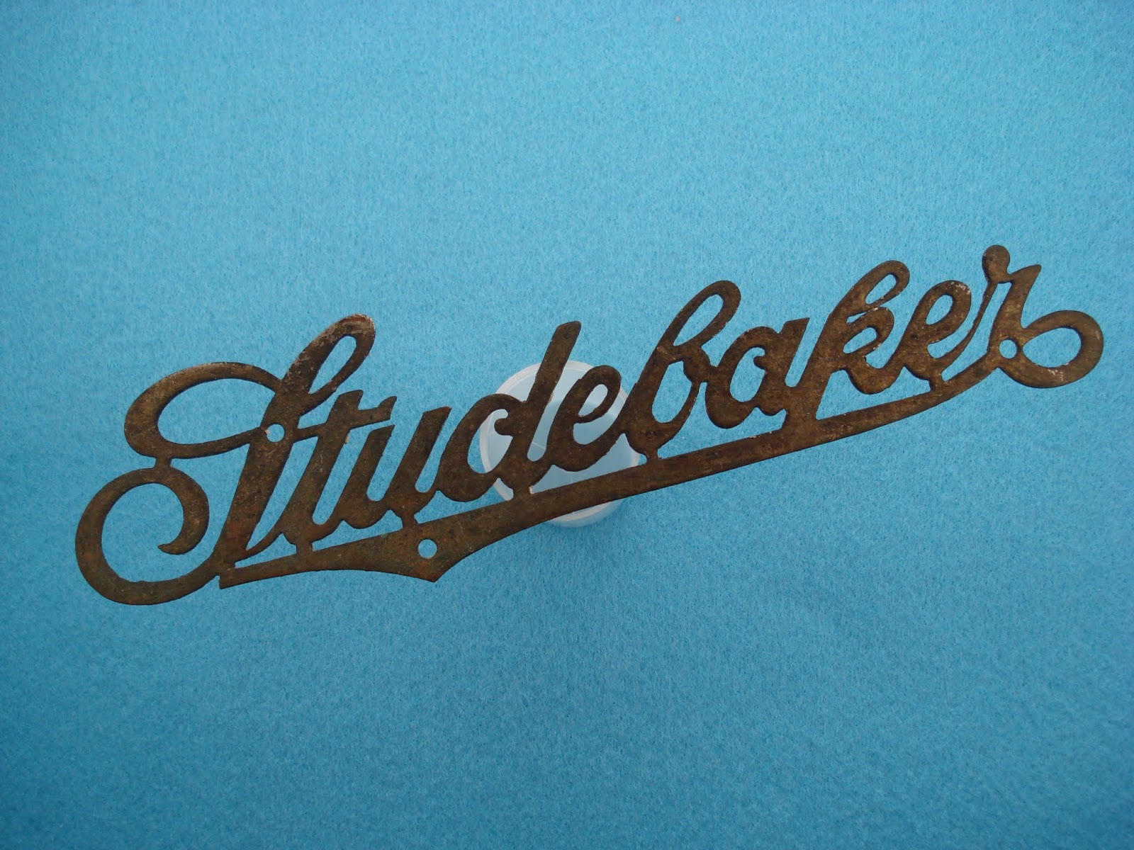 American Auto Emblems: STUDEBAKER