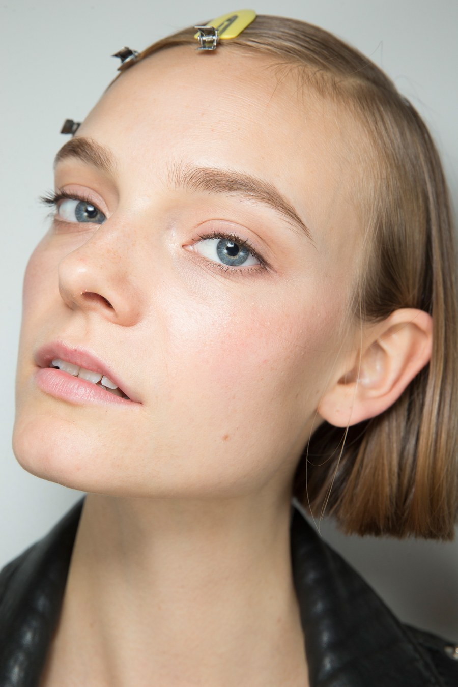 Nimue Smit back to runway at Prada 2017SS | About A Girl...