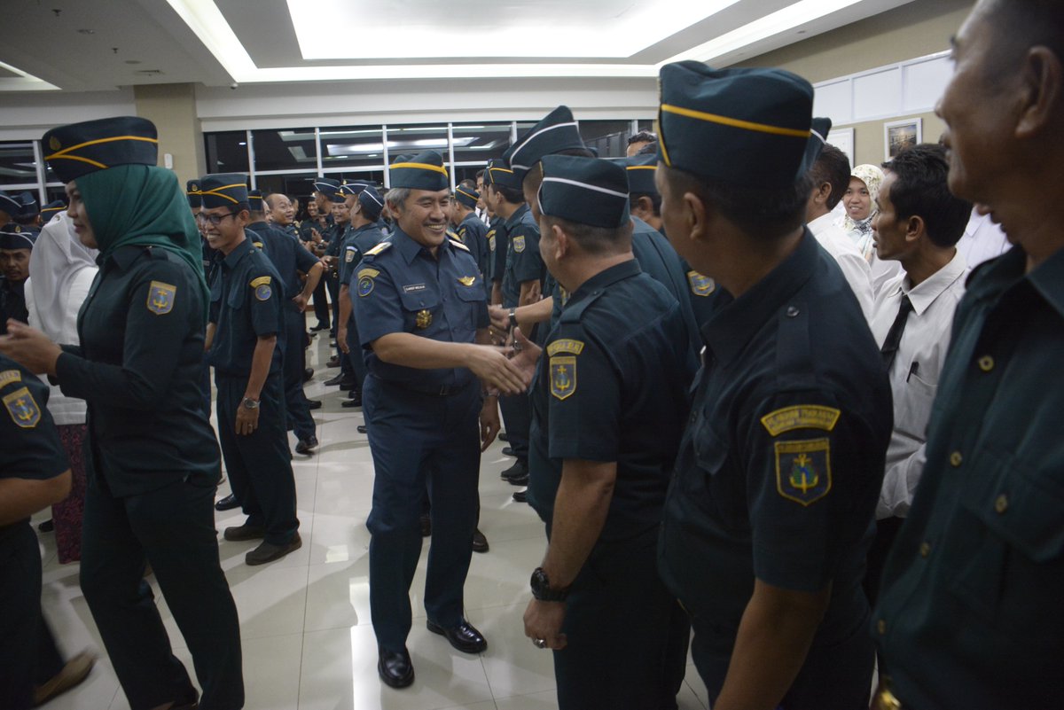 Pengukuhan Petugas Syahbandar di Pelabuhan Perikanan