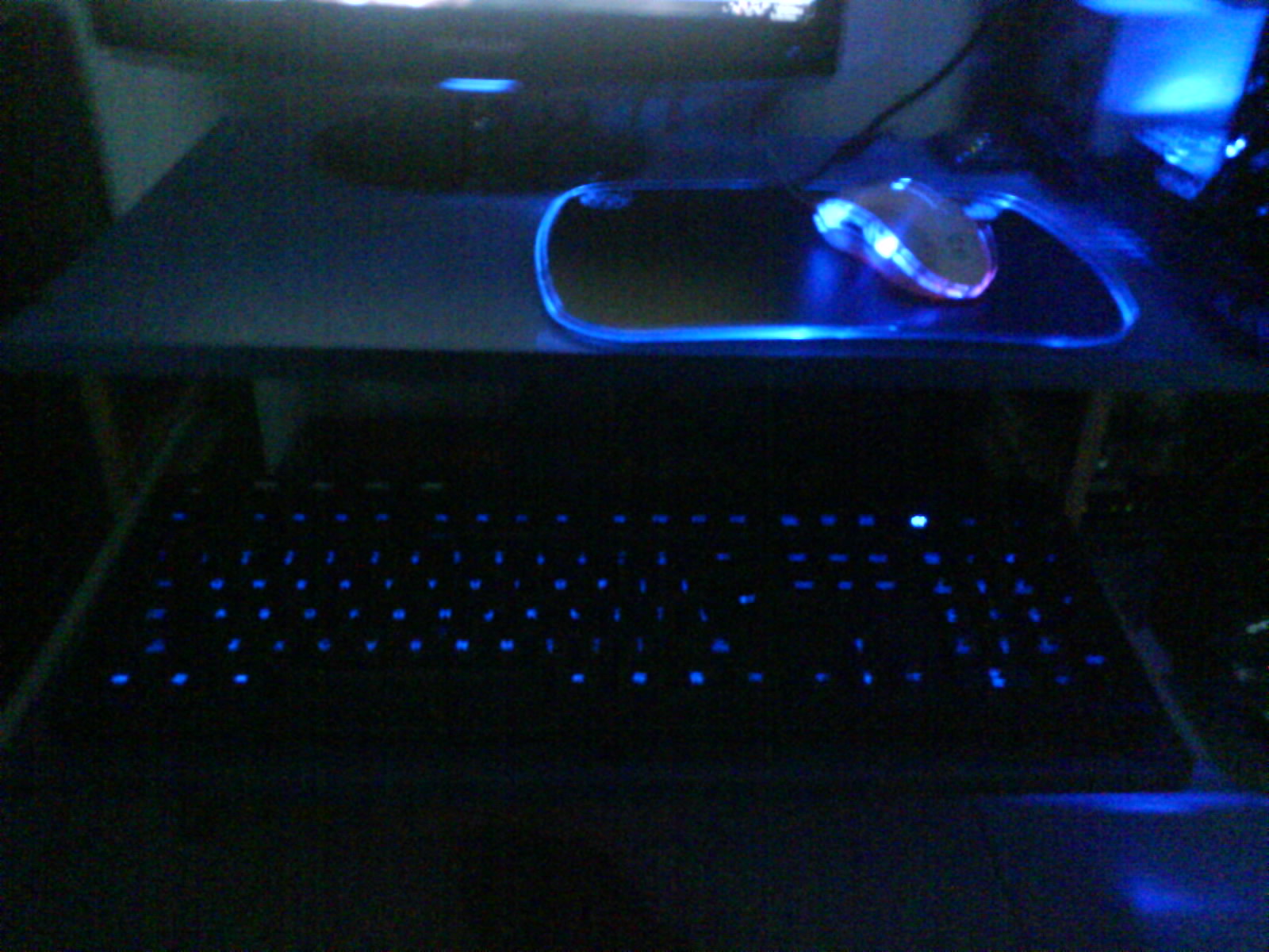 Azza Toledo blue light ~ Modding Zone