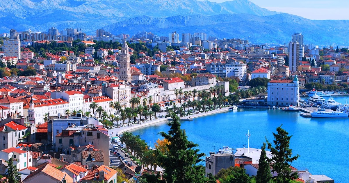 Misteriosas en la playa: Split