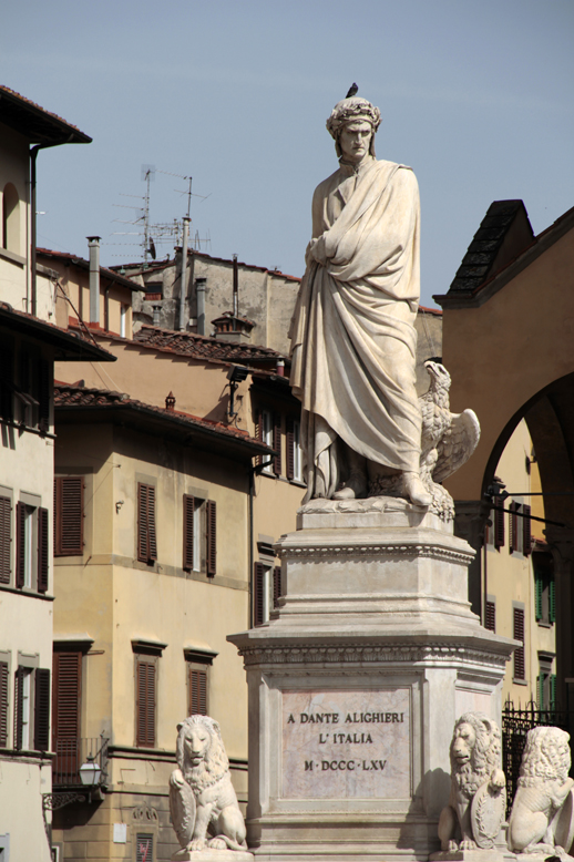 Bells and Feathers: A glimpse of life in Tuscany