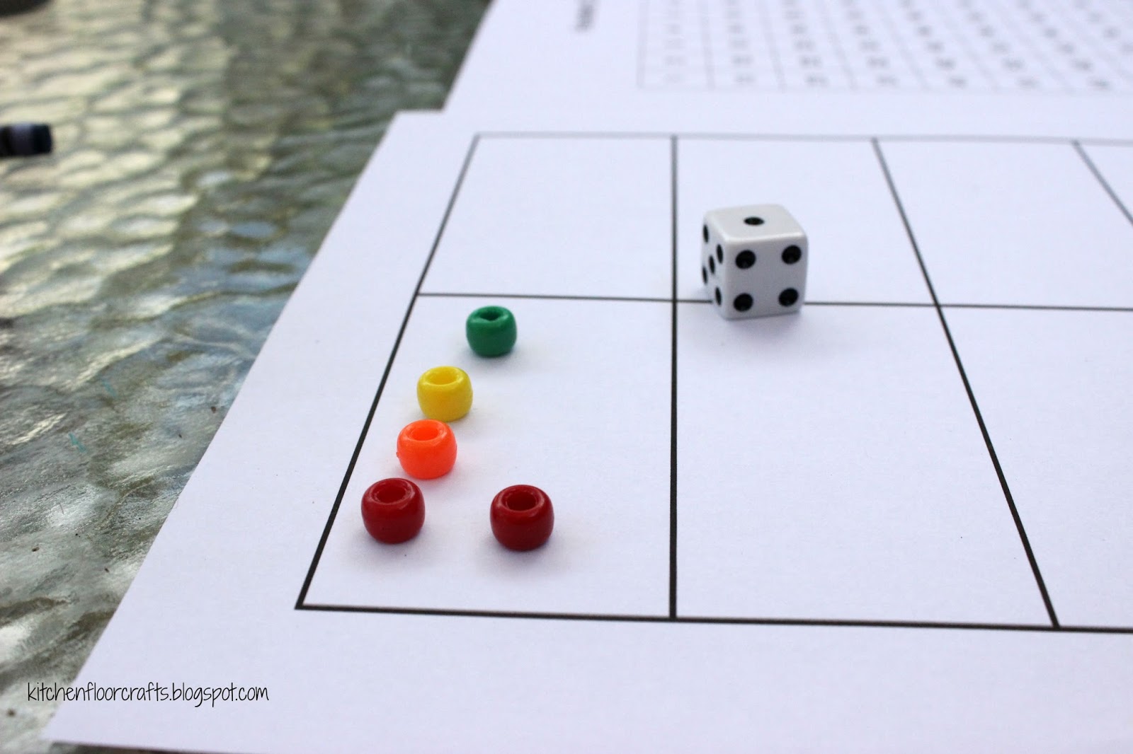 Kitchen Floor Crafts: Roll, Count, Color to 100