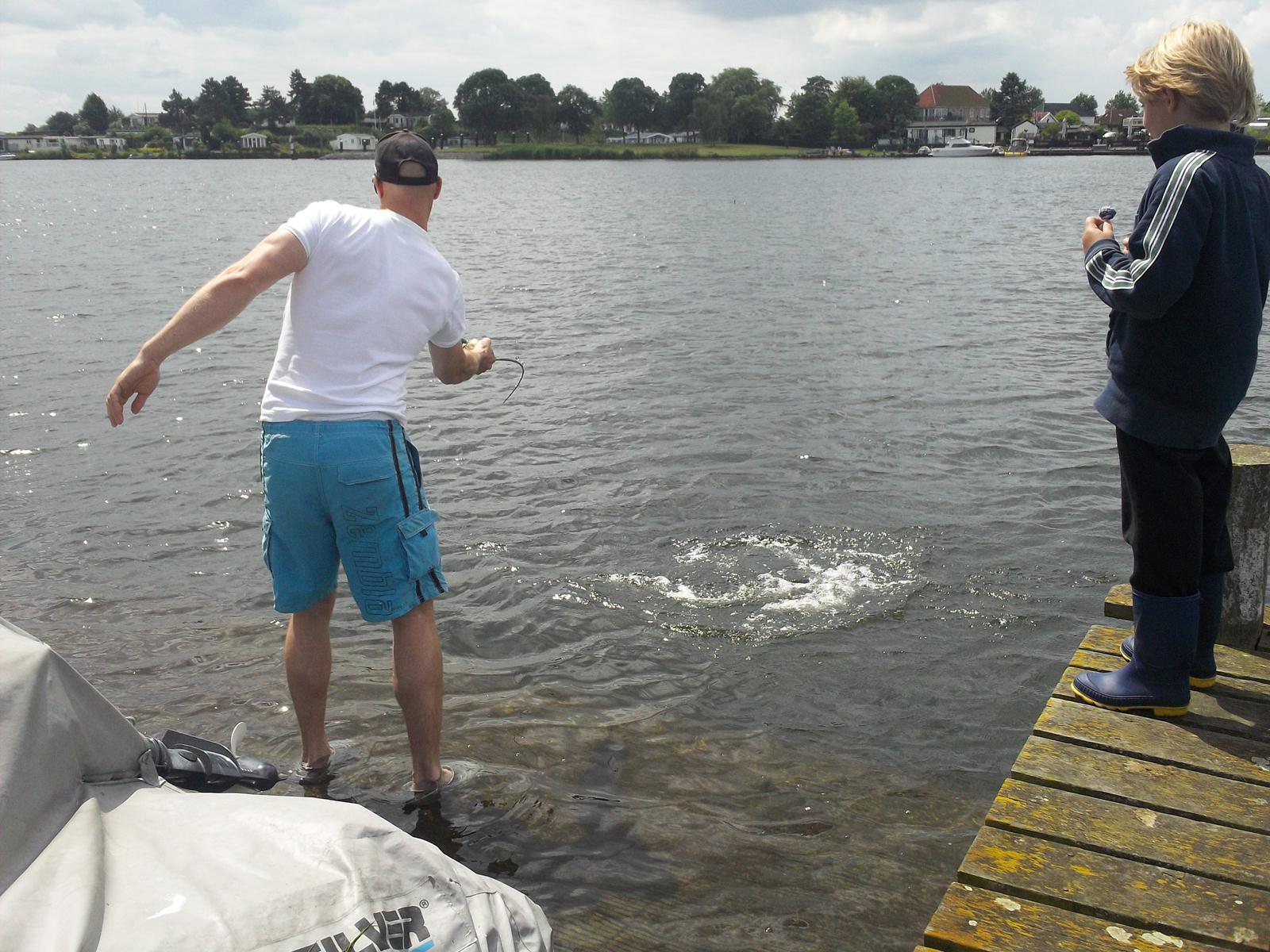 Ronald's visblog: Kayakvisserforum 2-daagse Brielse meer