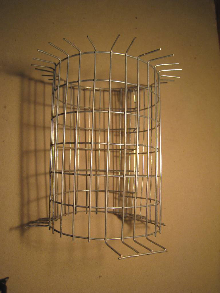 Vickie Henderson Art: Leonard Nest Box Predator Guard