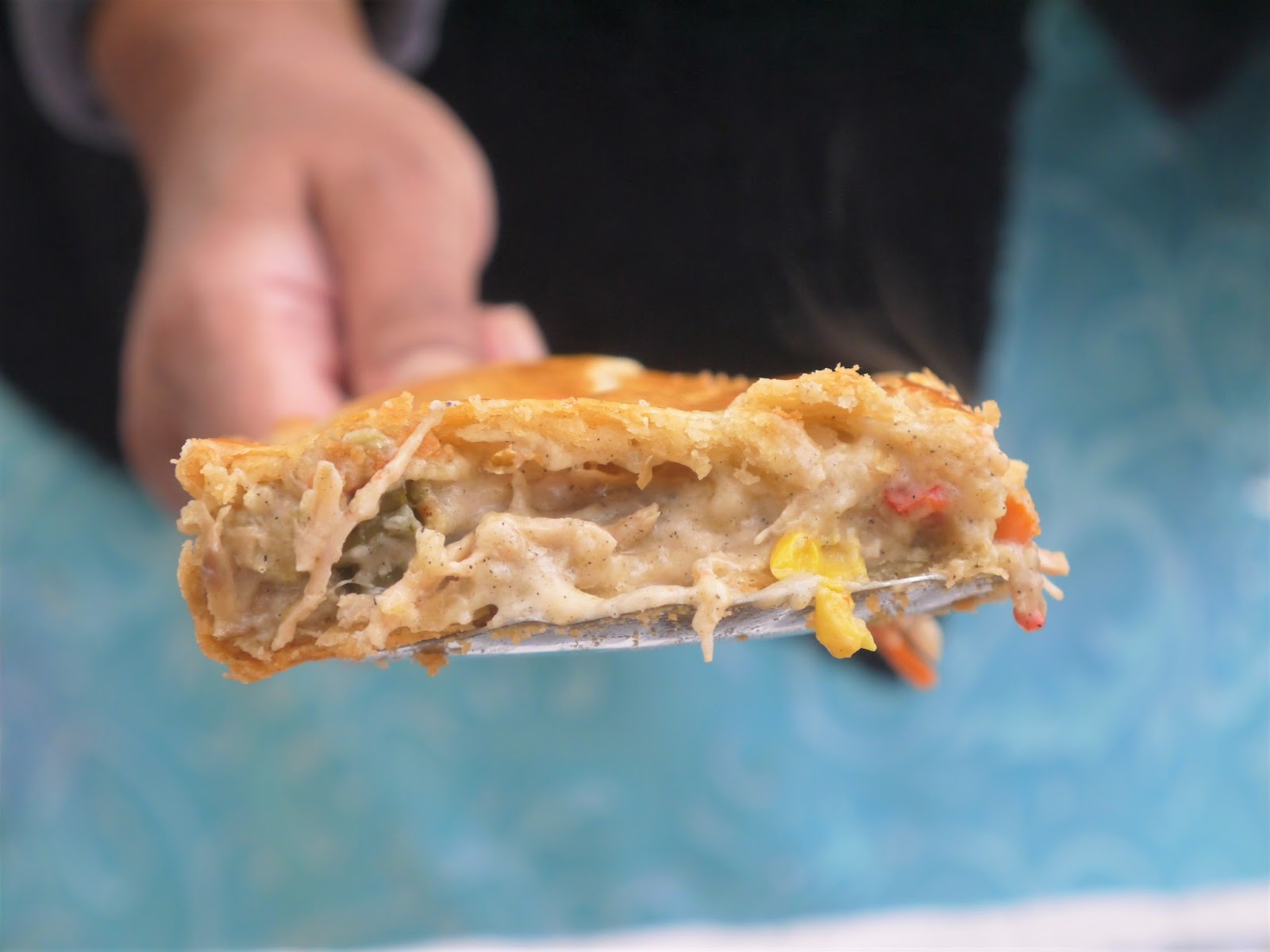 This Muslim Girl Bakes: Cream Cheese Chicken and Vegetable Pie.