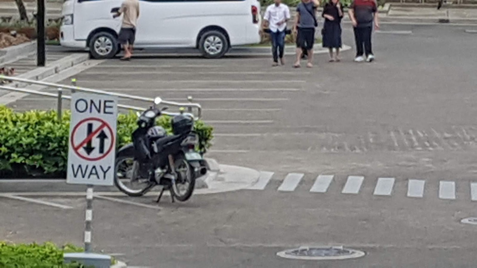 Cebu City Philippines Temple: Traffic Signages
