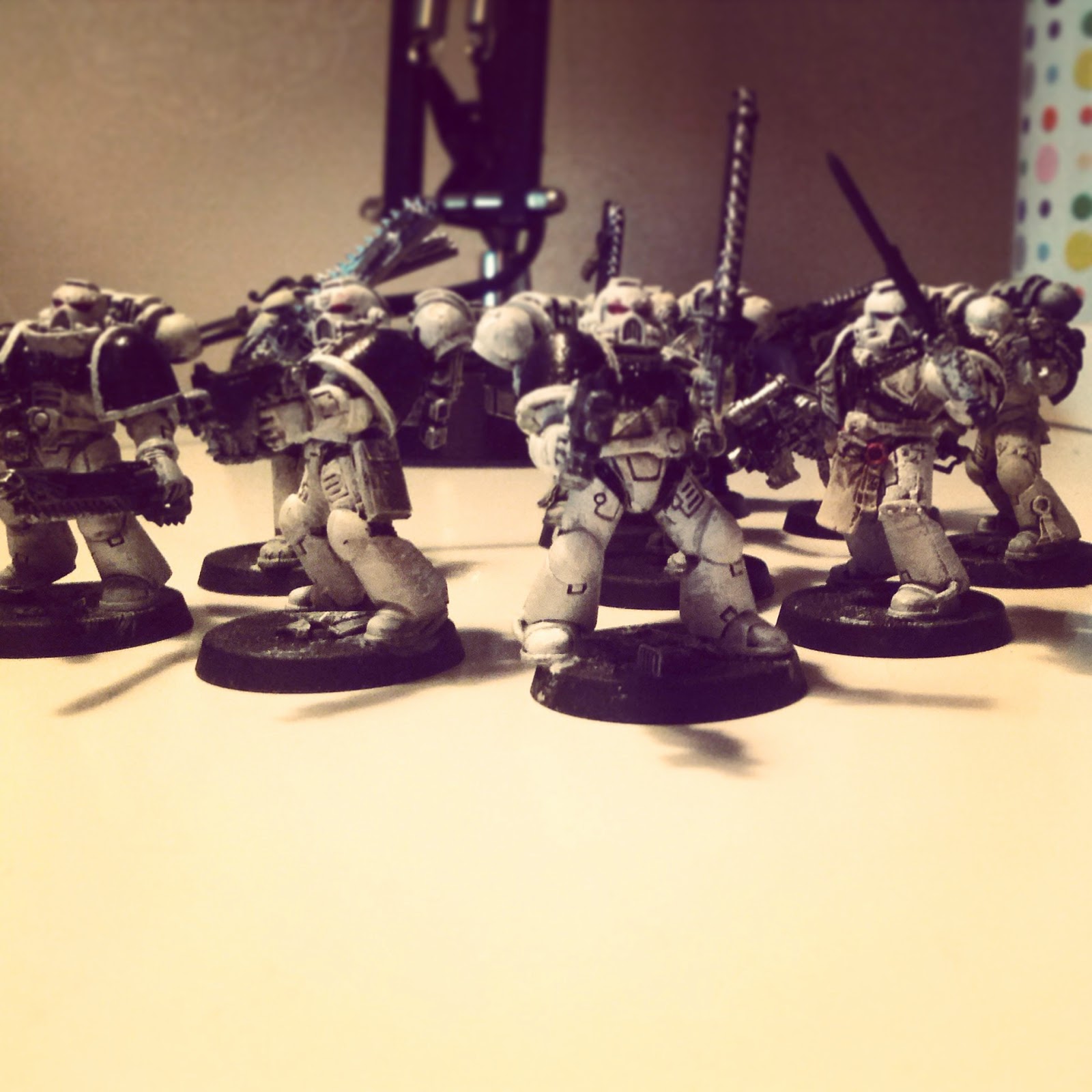 Mikeymajq's Warhammer workshop: White Templars progress #1