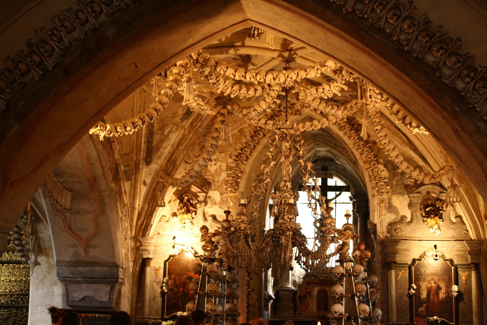 Mischas Reiseseite: Kutna Hora - heilige Erde, ein überquellender ...