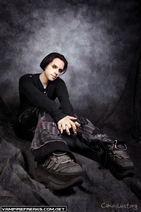 Tamsin Silver: Meet Cillian Black, the Vampire Prince of Manhattan in SKYE!