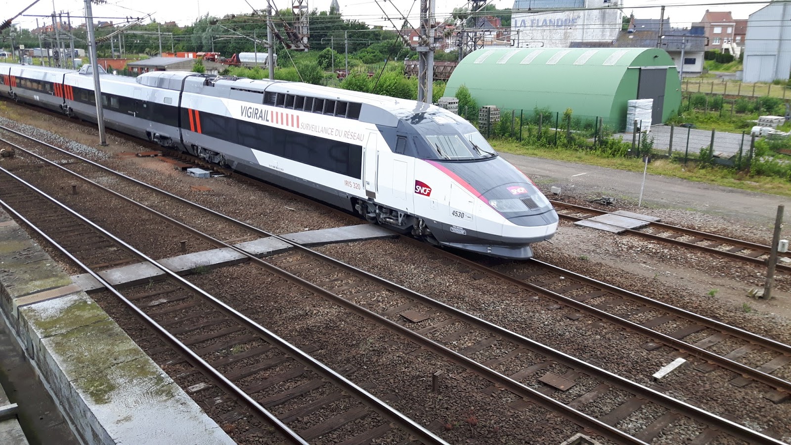 LA PASSION DU TRAIN: Iris 320 et BB 67200 à Hazebrouck ce Vendredi
