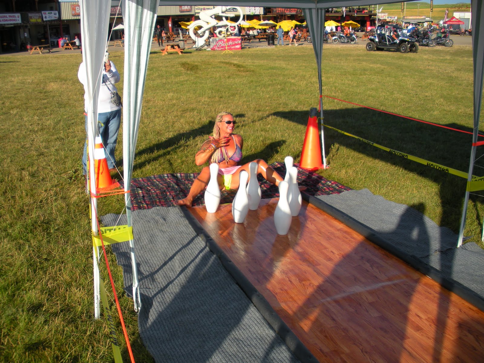 Magoo's Motorsickles: Sturgis-2011 Buffalo chip midget bowling
