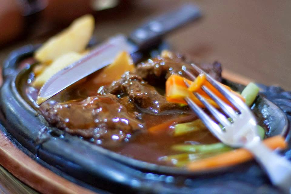 Tempat Makan Enak, Murah Dan Unik Di Bandung | Wisata Kuliner di Bandung