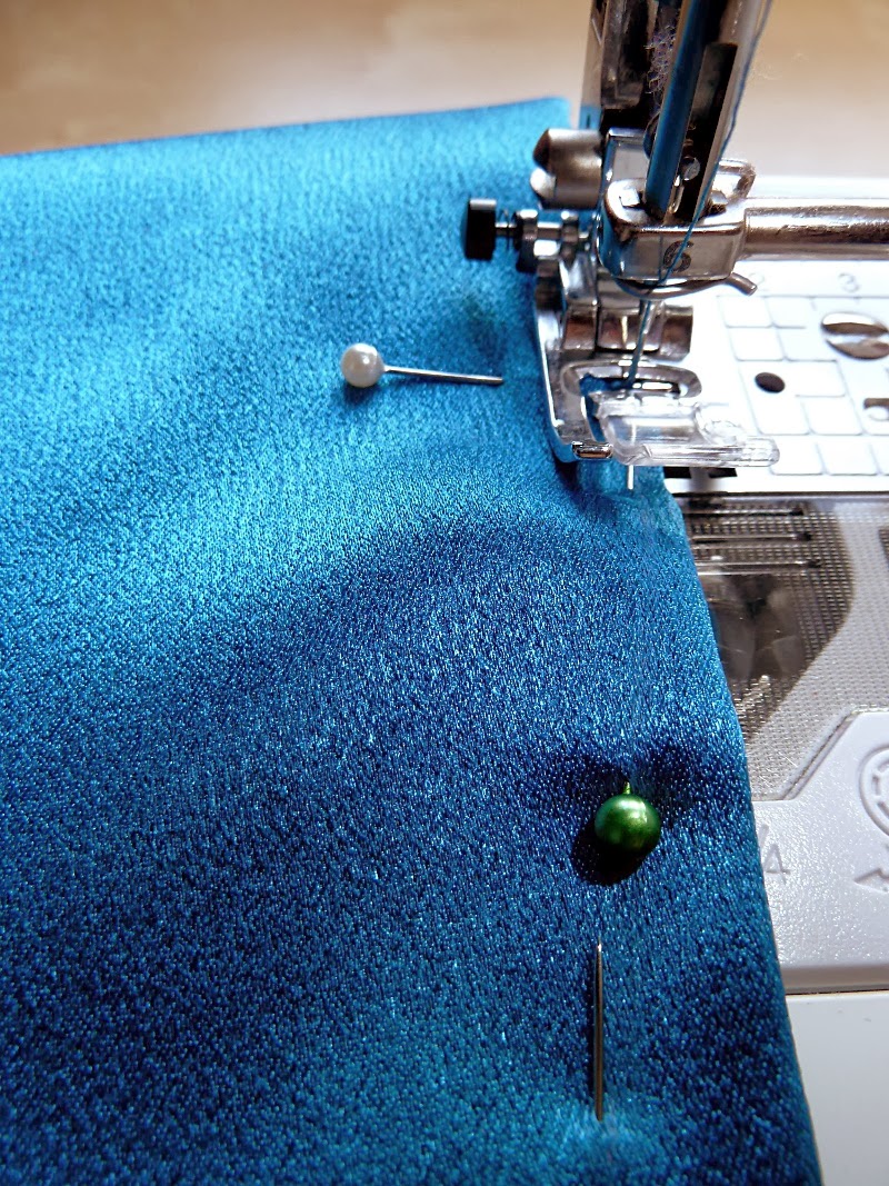 Dakota Sewalong - Sewing Darts, Centre Back & Side Seams - A Stitching ...