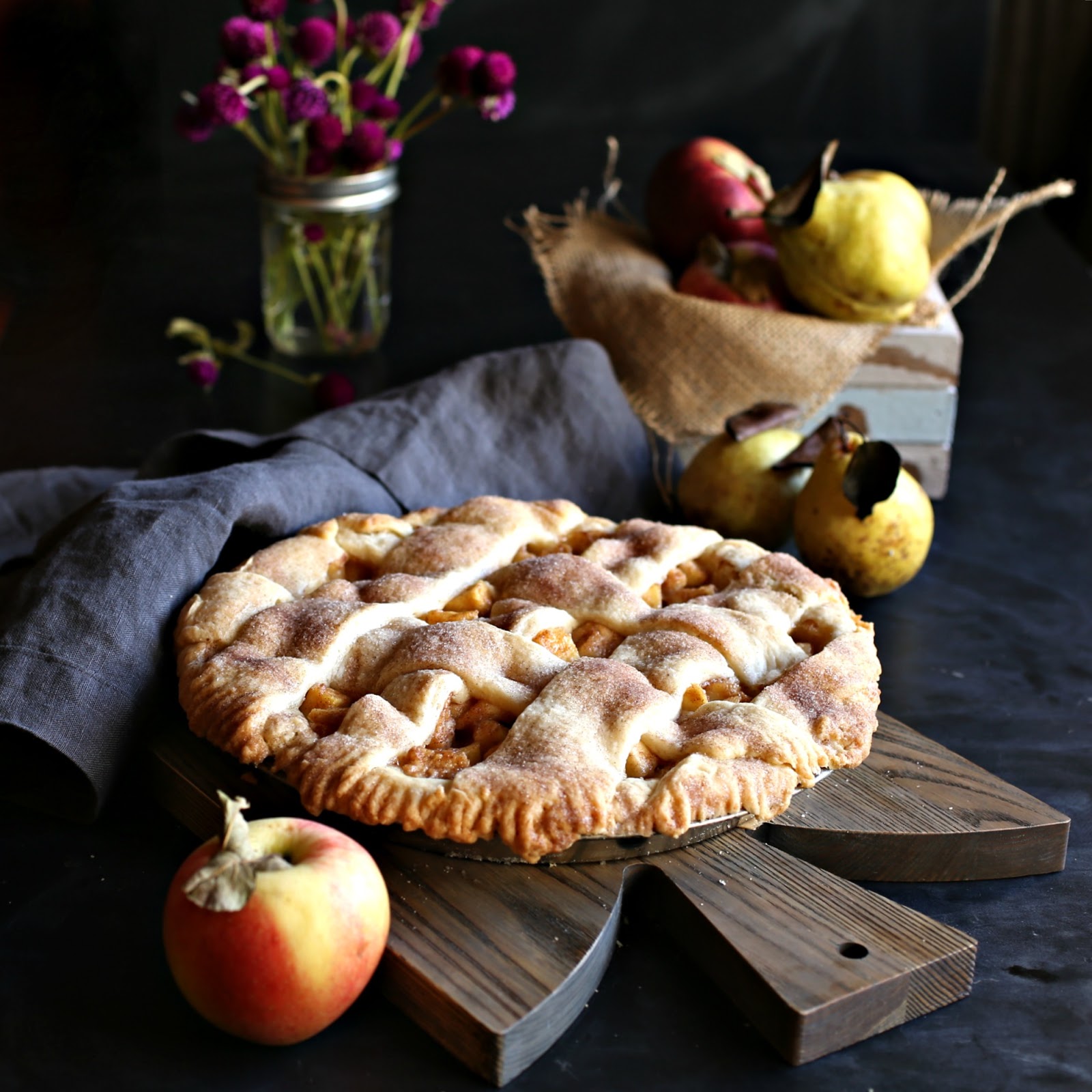 Hungry Couple: Pear and Apple Autumn Pie