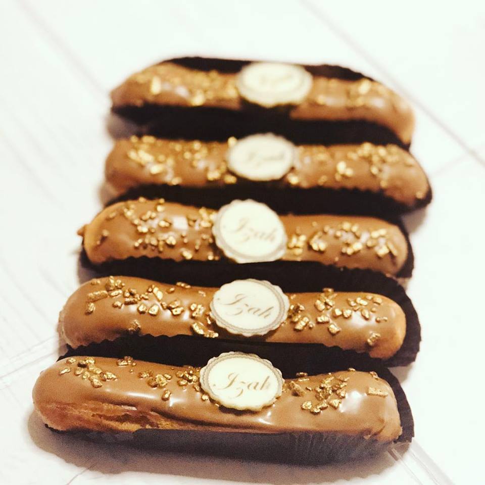 Izah's Kitchen: Designer Eclairs, Halal eclairs Singapore