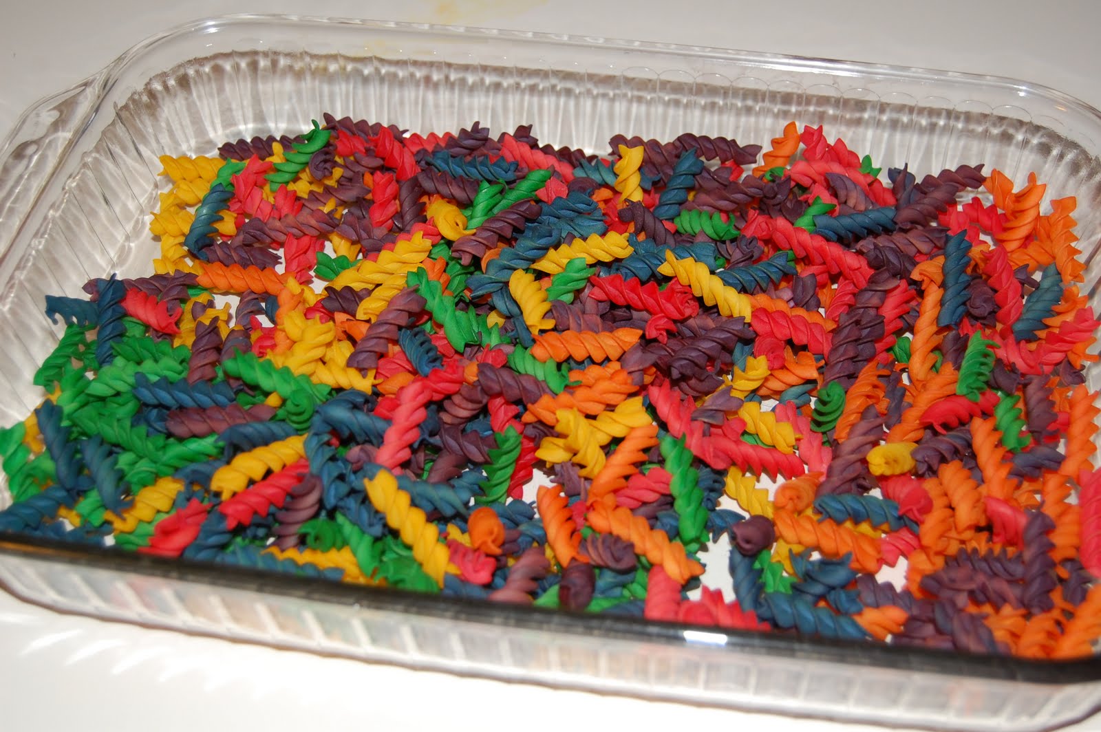 Our Creative Day: Pasta Rainbow