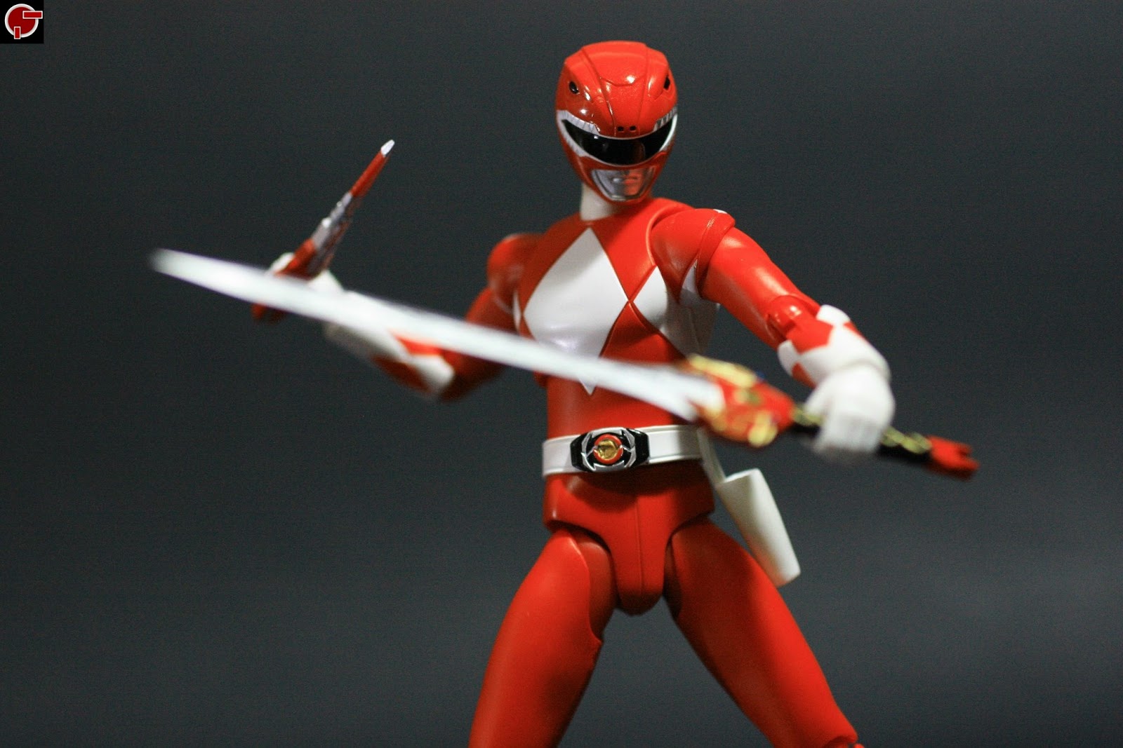 Firestarter's Blog: Toy Review: S.H. Figuarts Tyranno Ranger (Red Ranger)