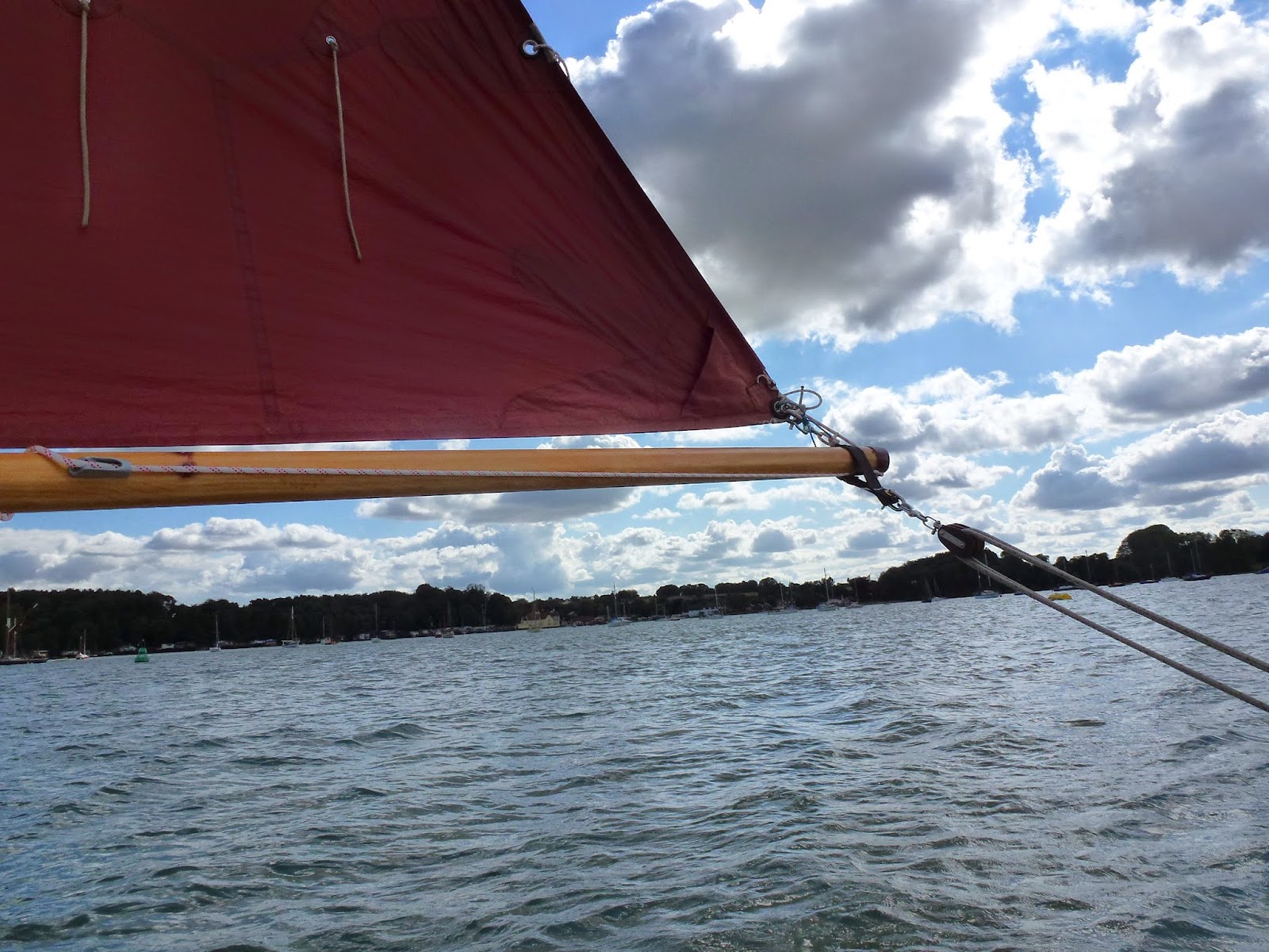 Daisy II: Mainsail boom