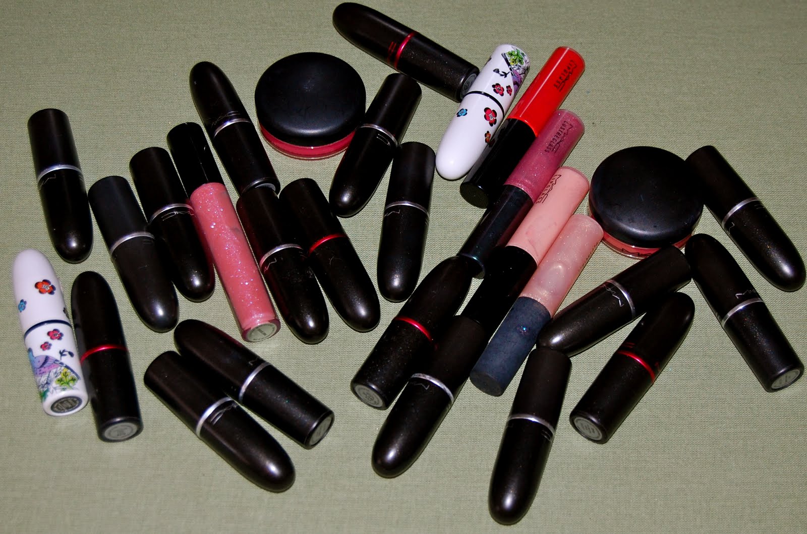 The Beauty Box: MAC Lipstick Collection
