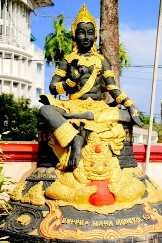 Genuine Amulets And Artefacts Gallery | Singapore Since 2013 ...