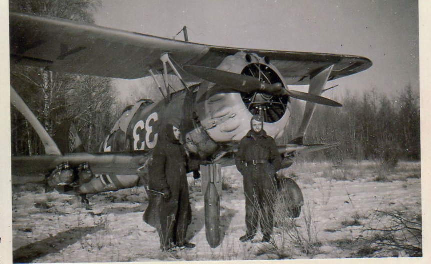 FalkeEins - the Luftwaffe blog: Henschel Hs 123 - daily Ebay photo find ...