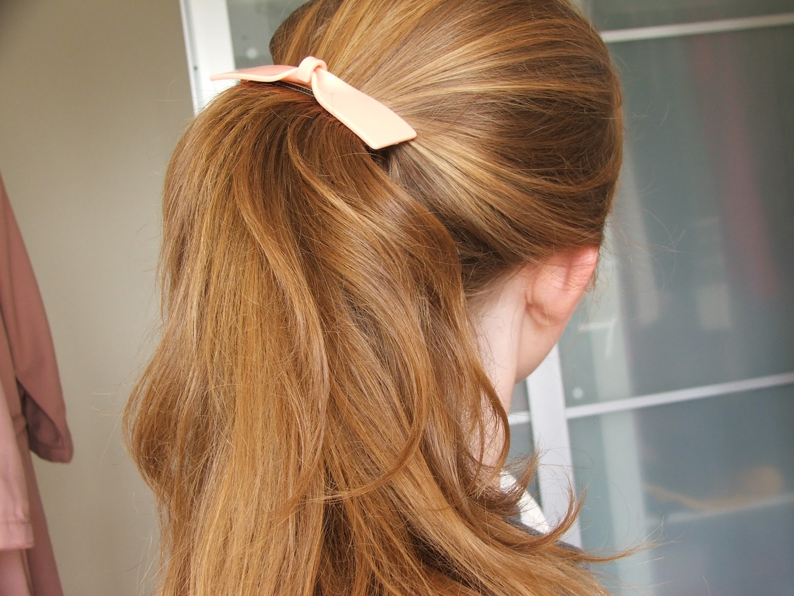 GirlsAndBeyond: 3 ways to style up a boring ponytail!