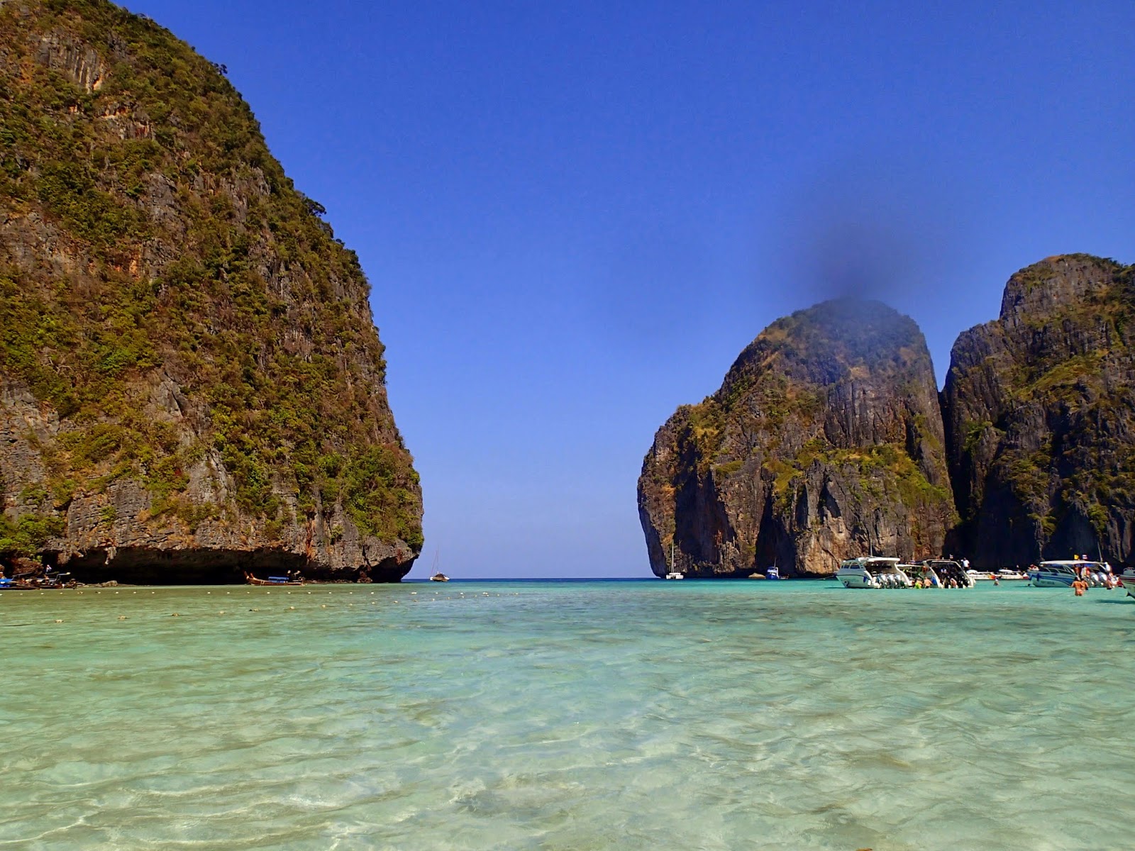Red Queen Tales: Maya Beach, Thailand