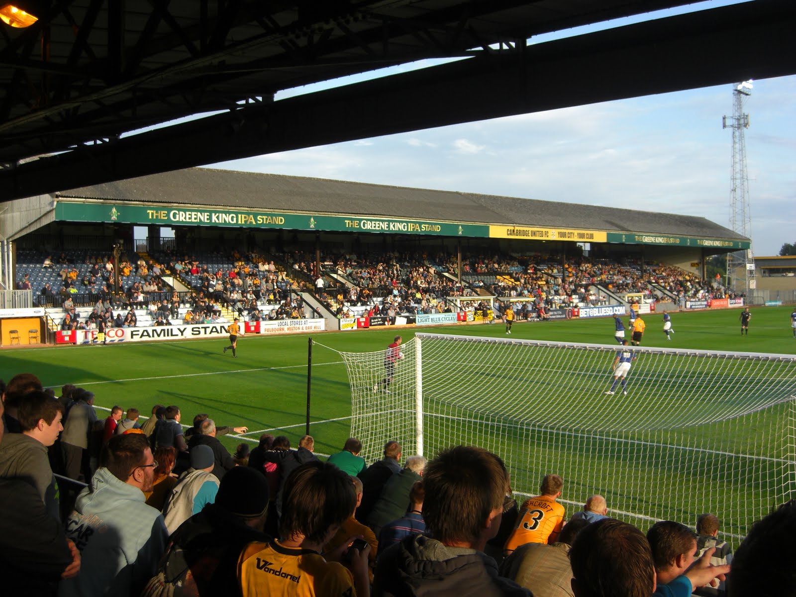 Groundhopper United: Ground #50 - Abbey Stadium
