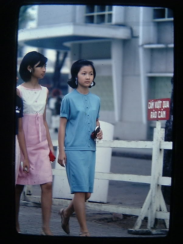The Moggys Mekong Madness: 60's Fashion Saigon Style