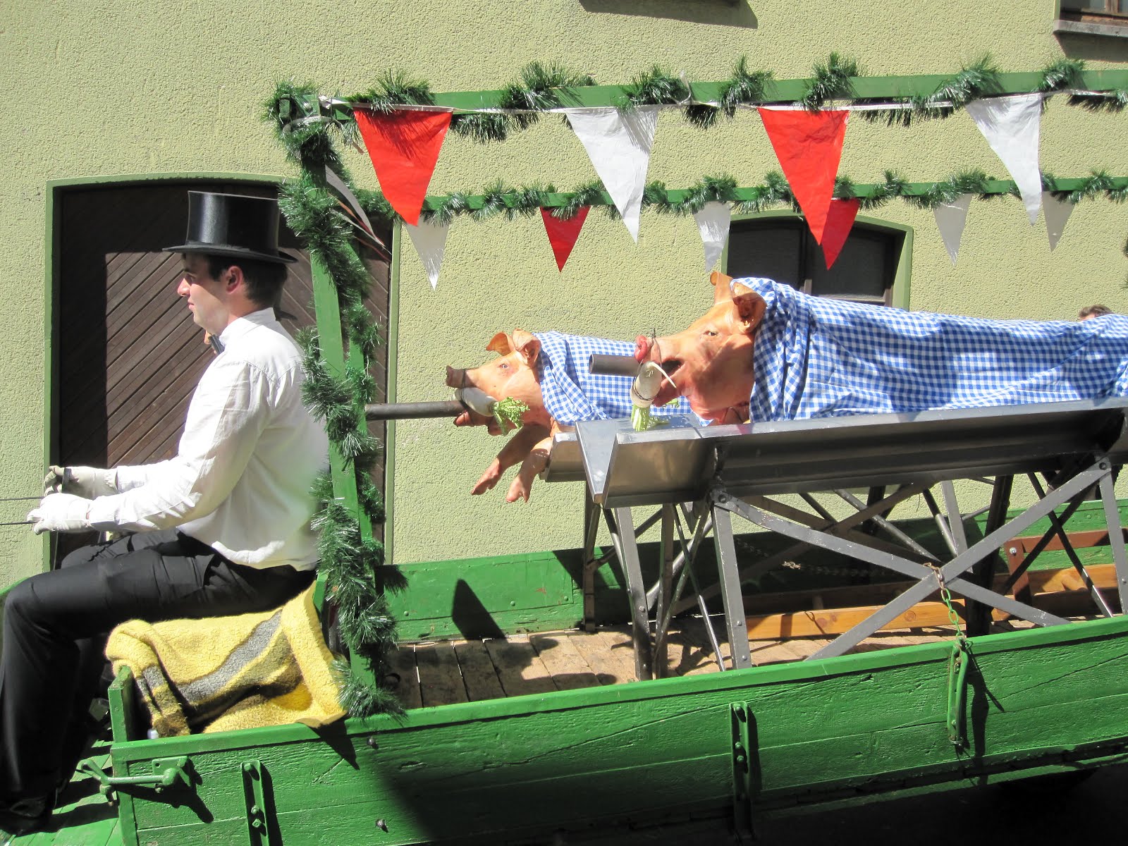 ROWDY IN GERMANY: Wittlich Pig Festival 2012