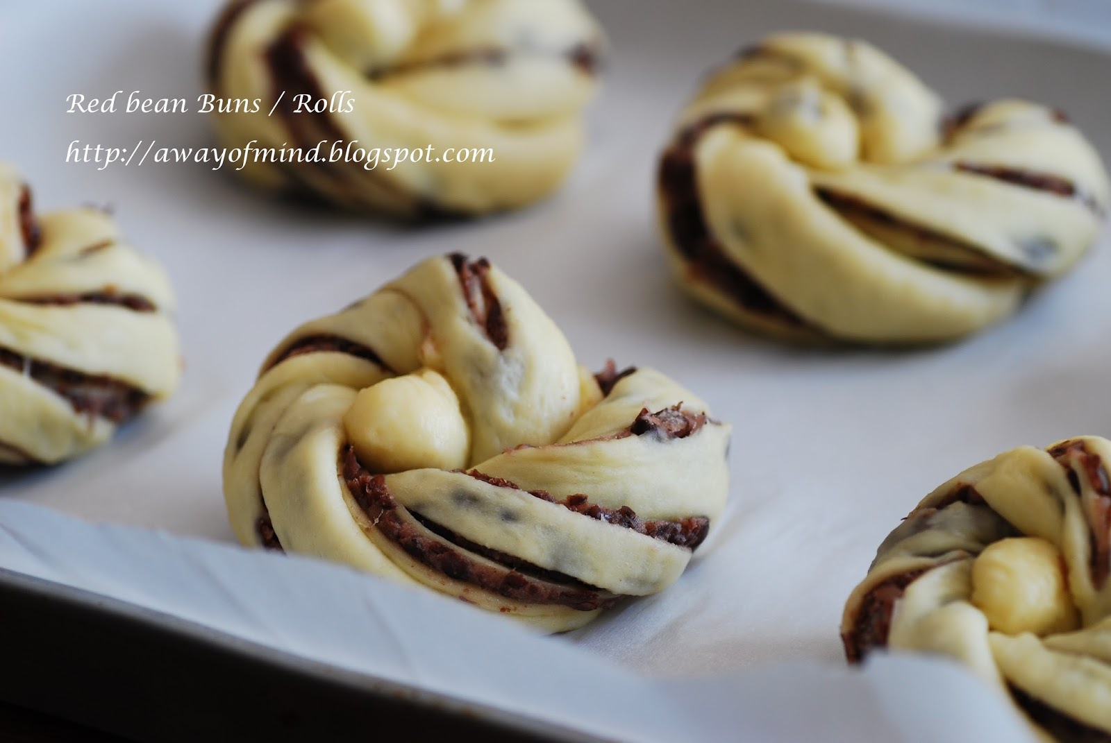 Awayofmind Bakery House: Red Bean Buns / Rolls 红豆沙面包