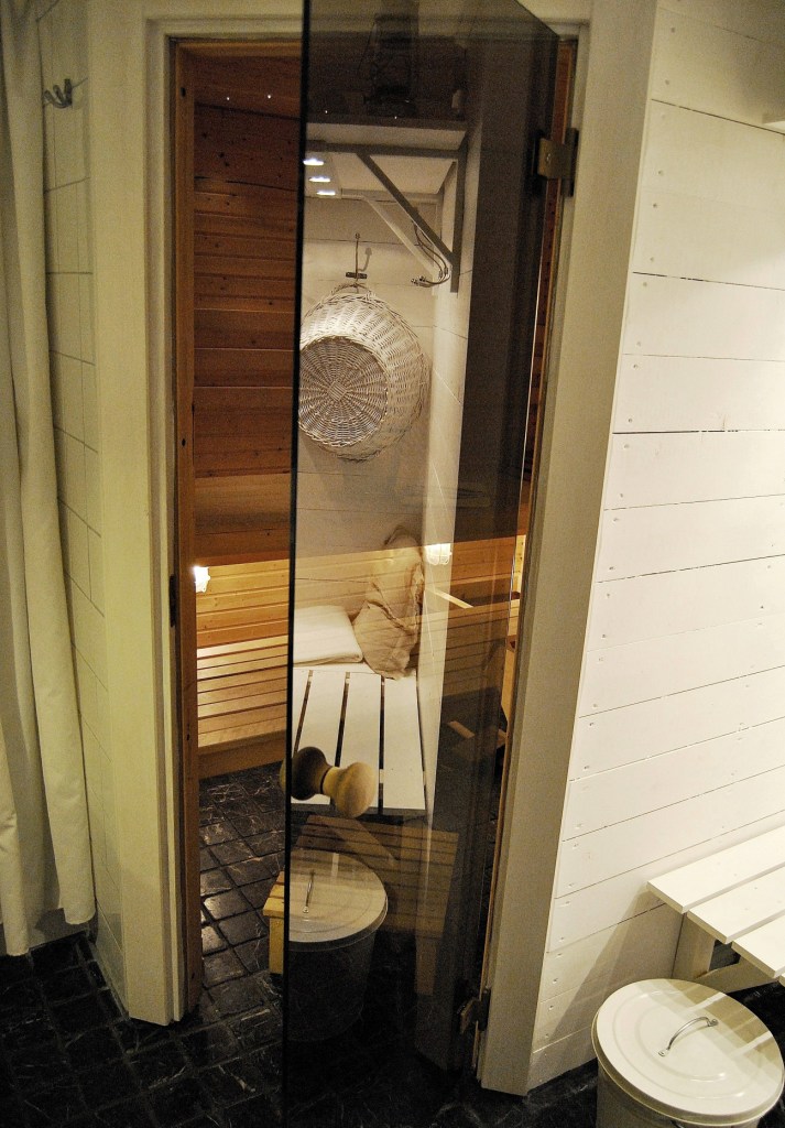 HANNAS: badrum ~ bastu ~ spa