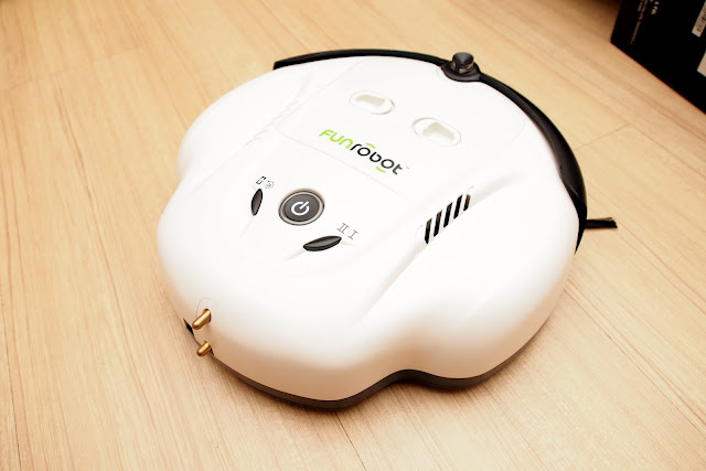 潘大少的敗家好物: [開箱]MSI微星 FUNROBOT iCleaner M800 智慧型吸塵器/掃地機入手