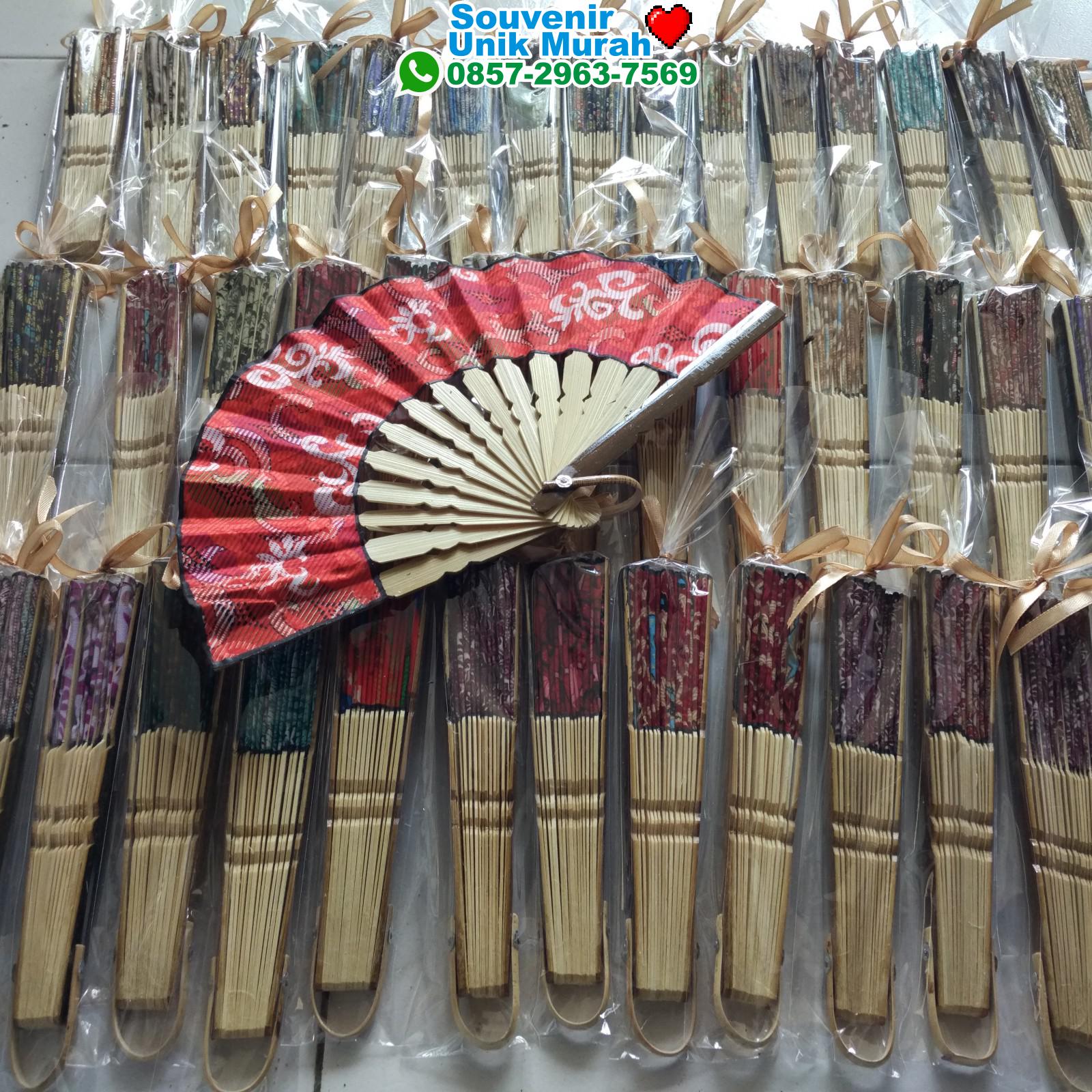 Souvenir kipas batik kecil spesial B (BKSB) | Souvenir Pernikahan