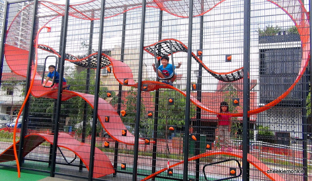 Cheekiemonkies: Singapore Parenting & Lifestyle Blog: Only 5 Vertical ...