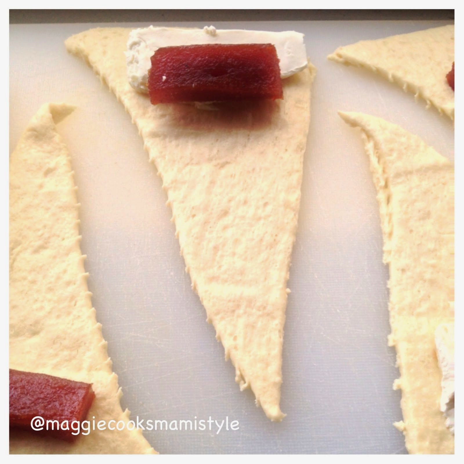 Recreating My Mami's Kitchen: Guava & Cheese Bread: I.E. Pan Con Timba